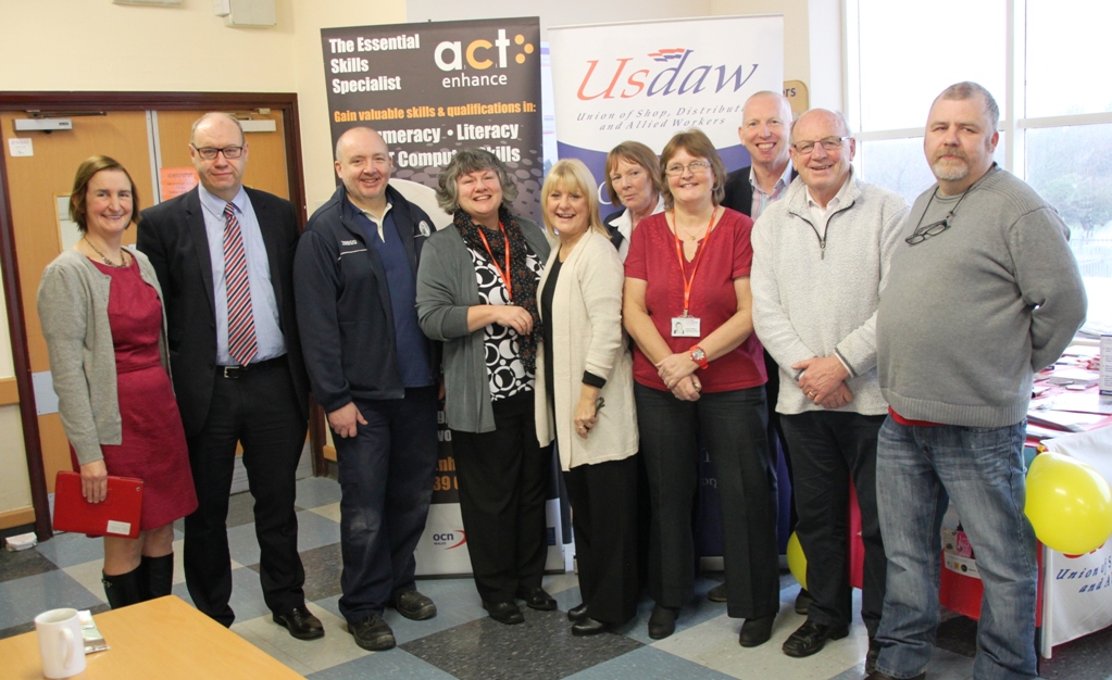Derek Vaughan MEP visits Llanelli – Nia Griffith MP